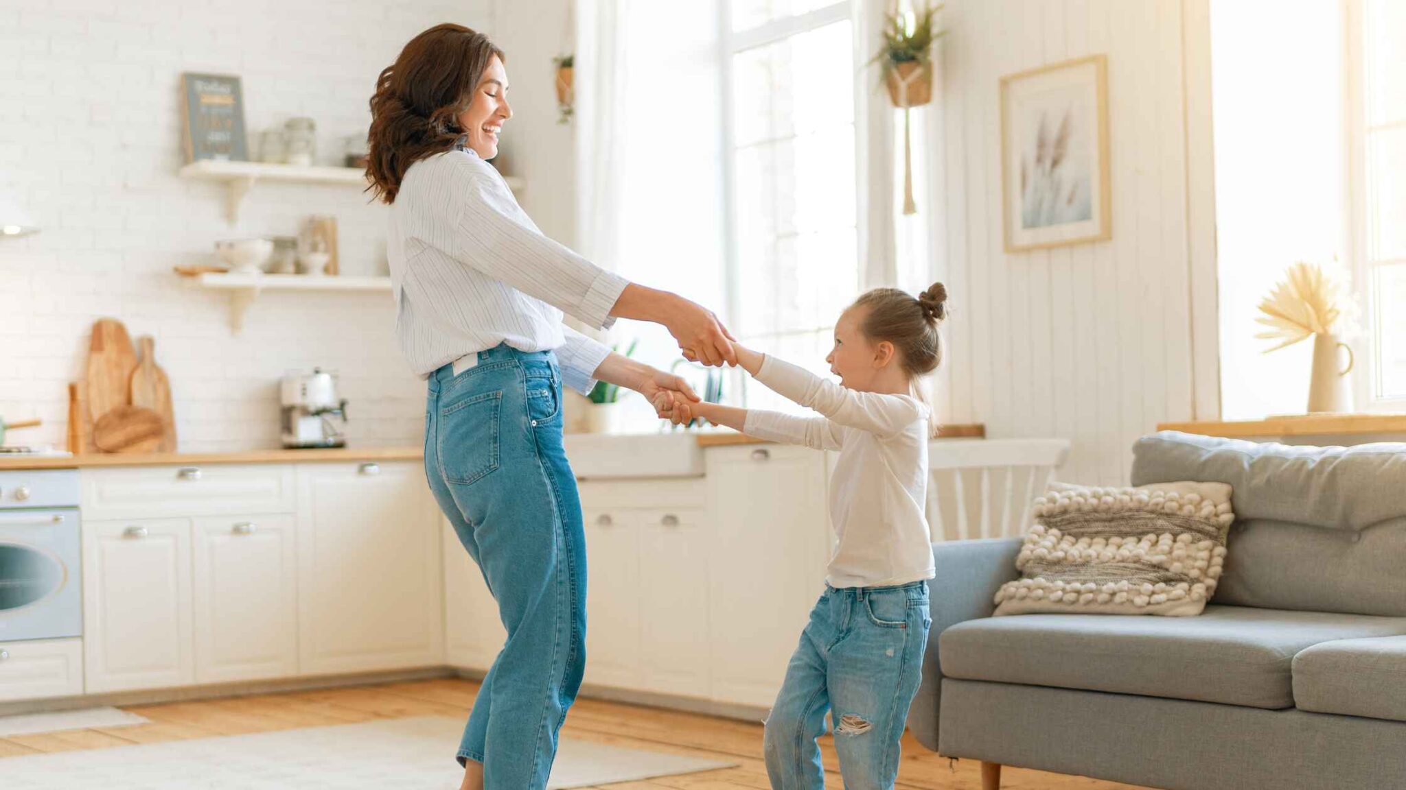 15 Essential Tips to Become an Amazing Mom – Mom Whisper