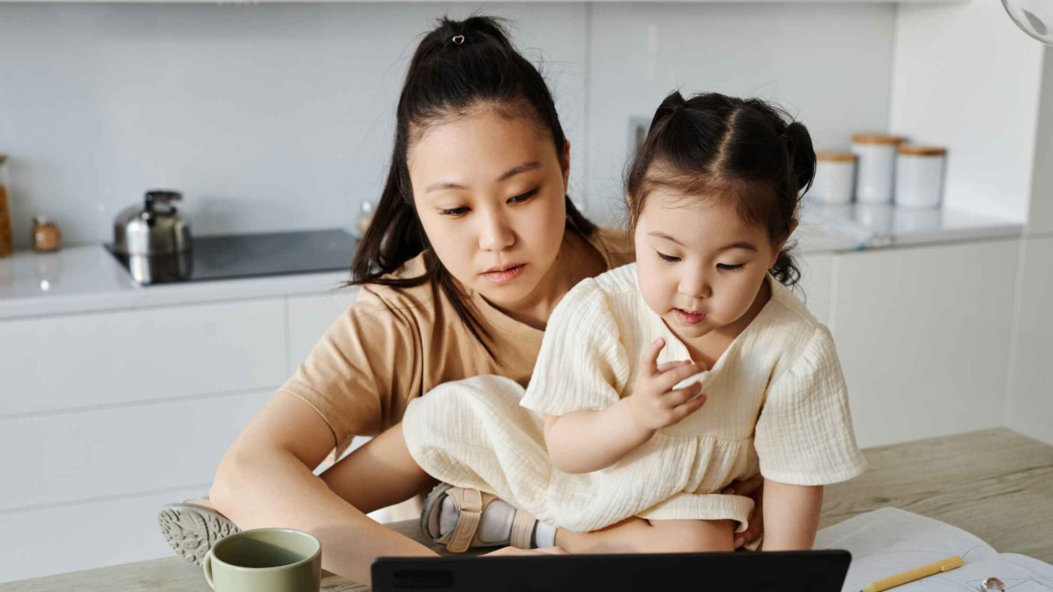 How to Get Your Child to Listen: 13 Effective Strategies for Better ...